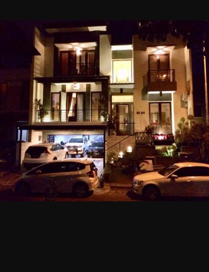 Rumah mewah di Senayan Bintaro Sektor 9 - Properti123.com